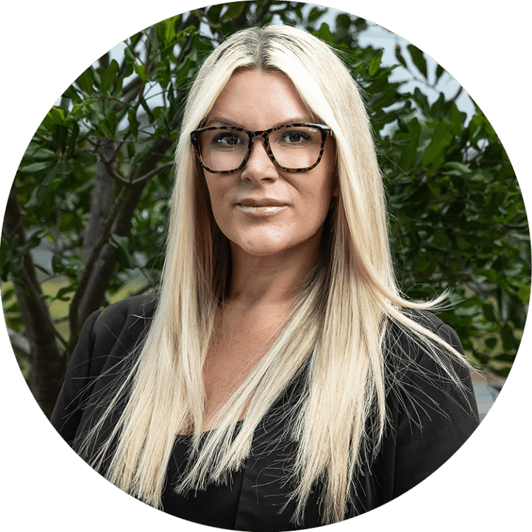 Urban Real Estate Agent Huntlee
